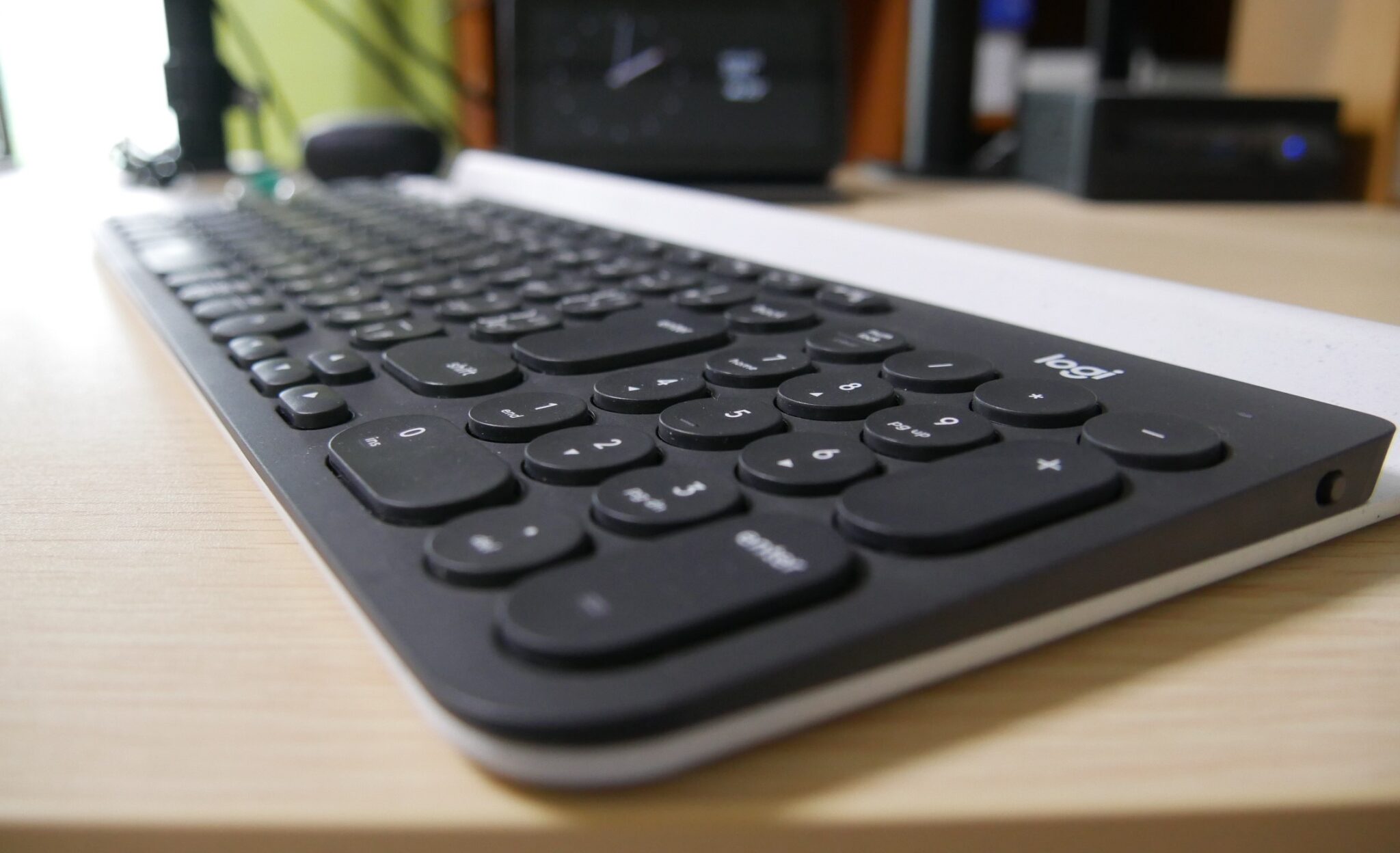 ロジクール K780はマルチに使えるキーボード | SOHO MIND